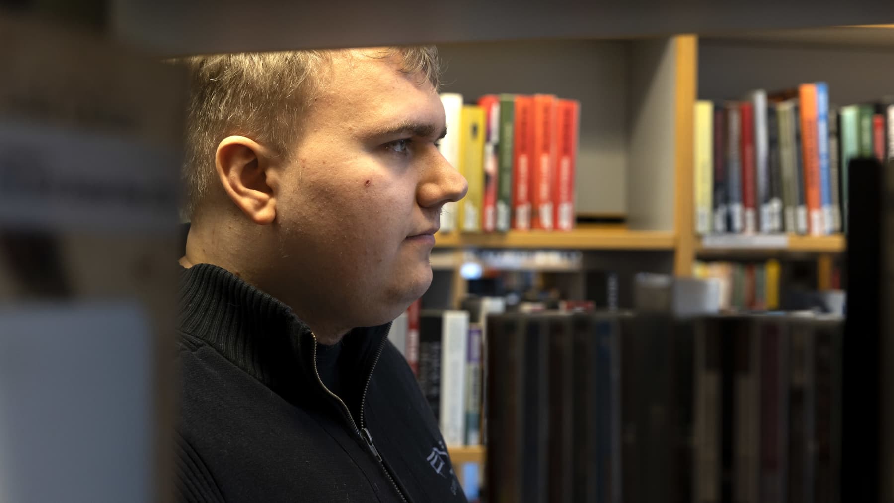 Luennolla kaikkien äidinkieli on suomi, mutta silti englantia on pakko ...