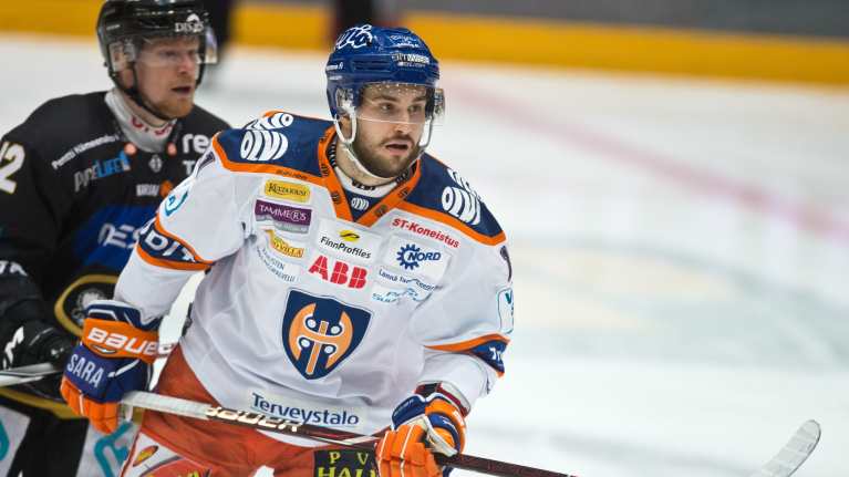 Tapparan Matti Järvinen sai haaroväliin huitomisesta pelikieltoa – "Ei ...