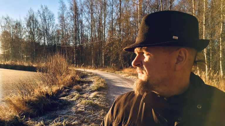 Menköön brändit ja trendit, laulaa Klamydian Vesku Jokinen – "Olen ...