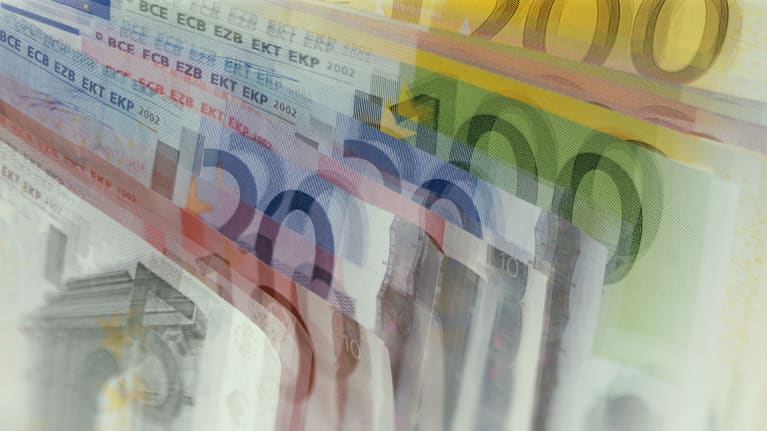 Erehdyttävästi aitoja muistuttavia, vääriä 50 euron seteleitä alkoi ...