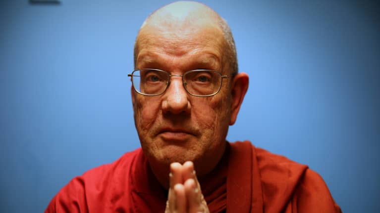 Mikael Niinimäestä tuli buddhalainen munkki yli 30 vuotta sitten ...