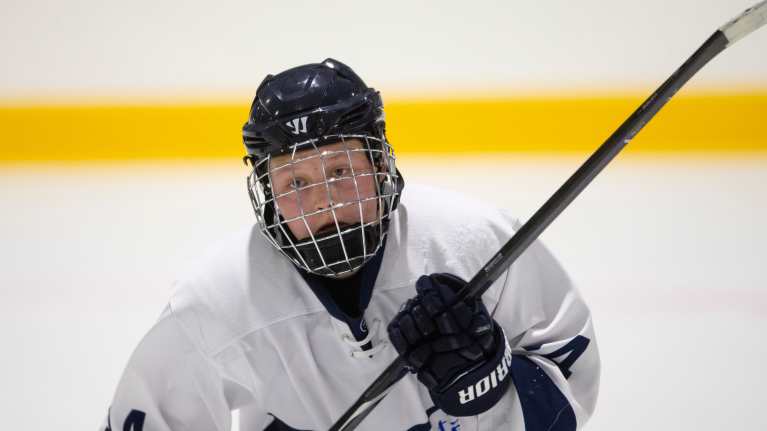 Jääkiekon huippulupaus Vainikka yllätyssiirrolla Luulajaan ...