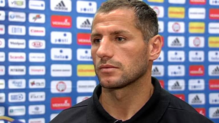 Shefki Kuqi kovassa vireessä Englannissa | Yle