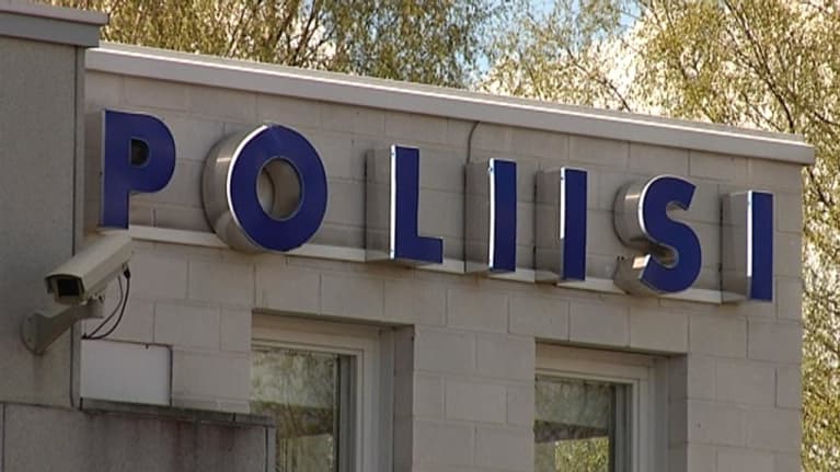 Poliisi tutkii Sienimäen henkirikosta murhana | Yle