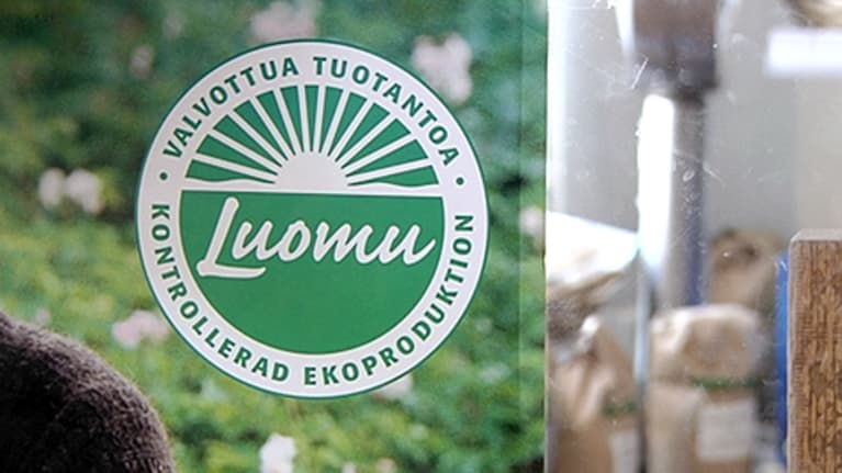 Teemaviikko tavoittelee luomuruoalle vakiokäyttäjiä | Yle