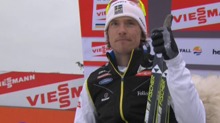 Olsson murskaavan ylivoimainen avauksessa | Yle