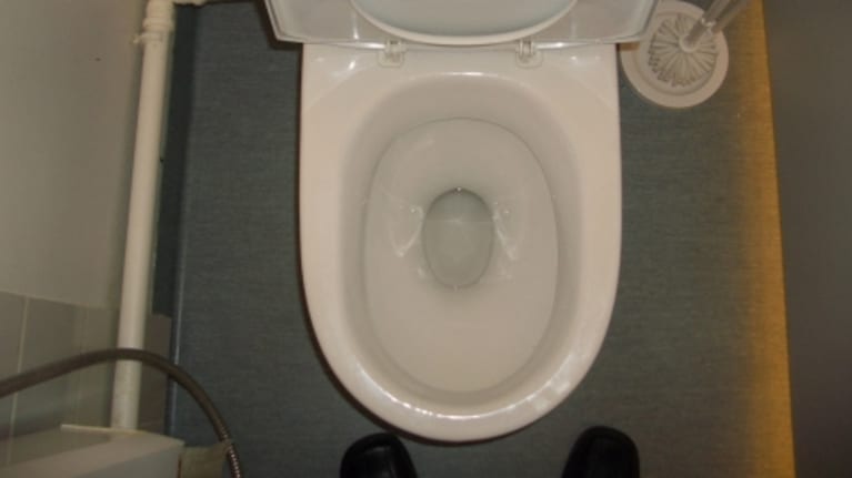 WC-pöntön viimeinen matka | Yle