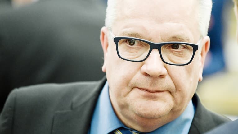 Sinisille uusi paikallisyhdistys – vetäjäksi kansanedustaja Kaj Turunen ...