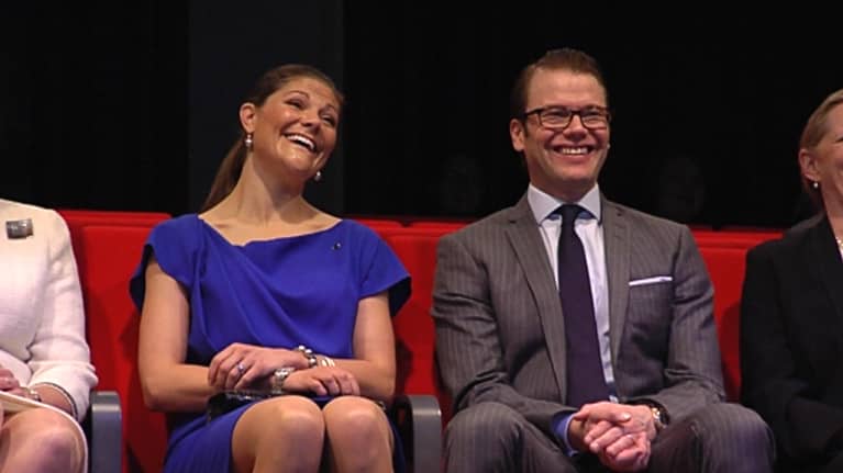 Tusentals såg Victoria och Daniel | Huvudstadsregionen | Svenska Yle