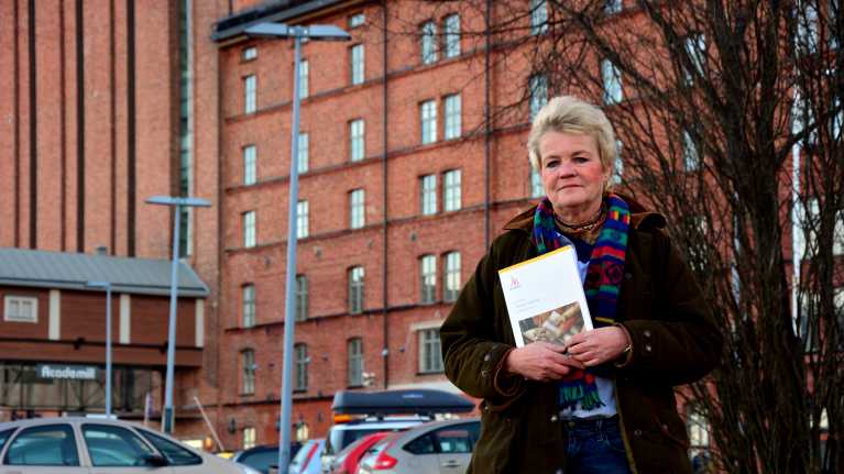 Med JAS-planet till operationsbordet | Österbotten | Svenska Yle