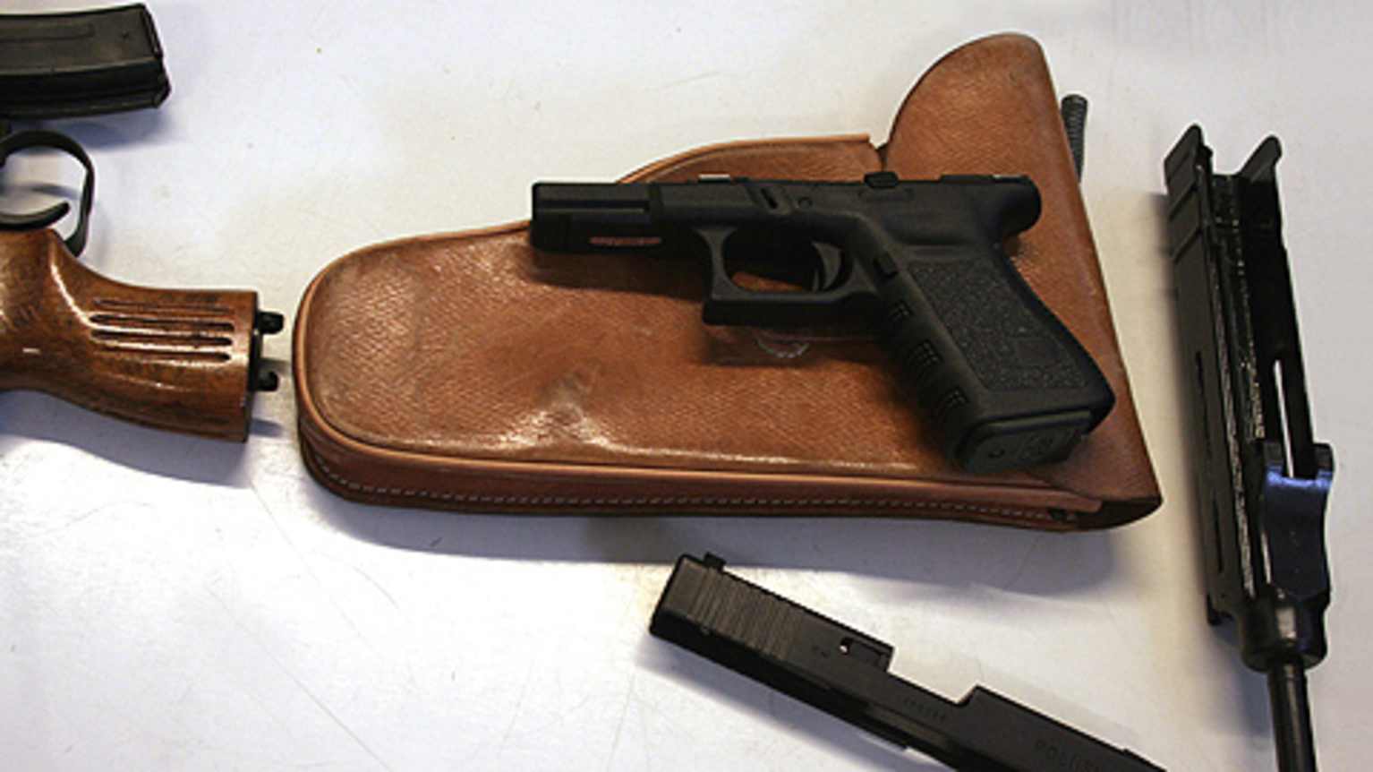 glock 19 deactivated