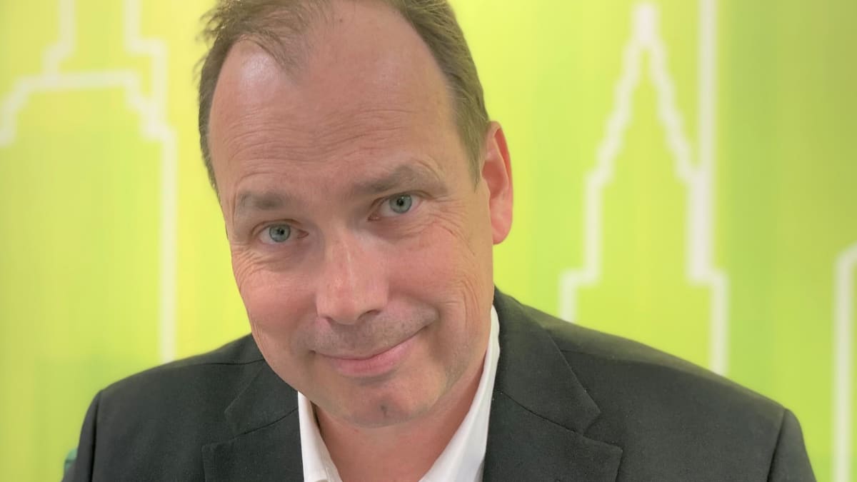 Topi Paananen ajoi satojen kilometrien työmatkat, koska halusi asua ...