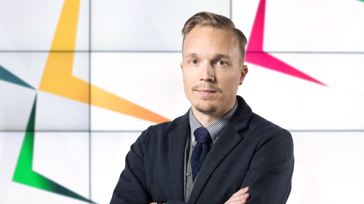 Tunnetut radioäänet siirtyvät juontamaan A-studiota: Ykkösaamun Olli ...