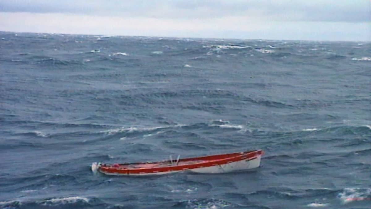 Pelastuiko Estonia-laivan kapteeni Avo Piht? “Varmasti pelastui, mutta ...