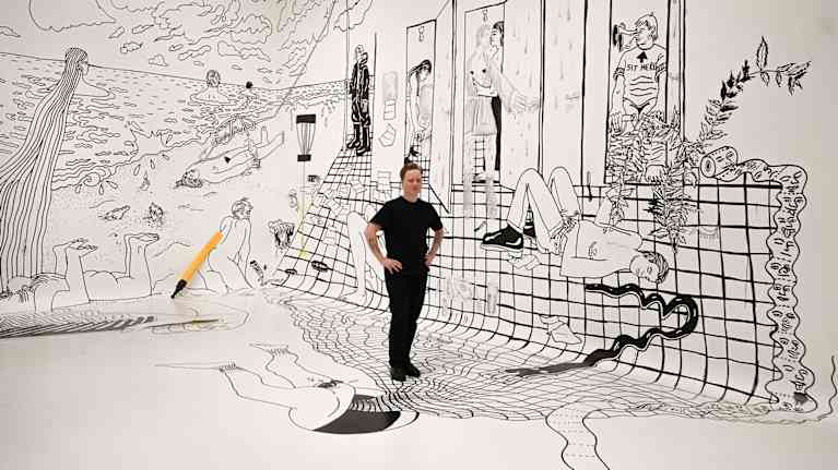 Suomalaistaiteilijalla harvinainen näyttely: kiimaiset jättiläiset ...