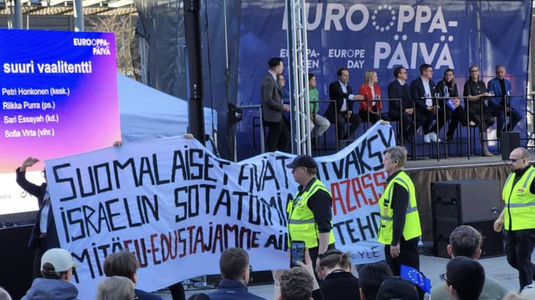 Keskustan Honkonen penää Euroopan unionin vastuuta Suomen itärajan elinoloista, Orpo kehuu ...