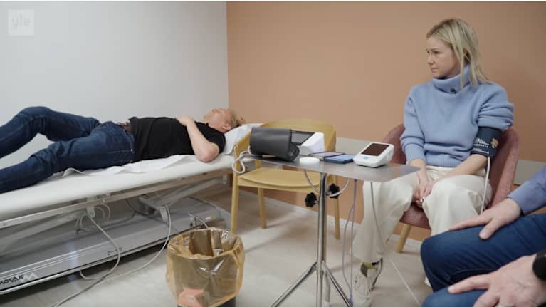 ”Snart kräks jag” – så här påverkas din kropp av nikotin | Titta och ...