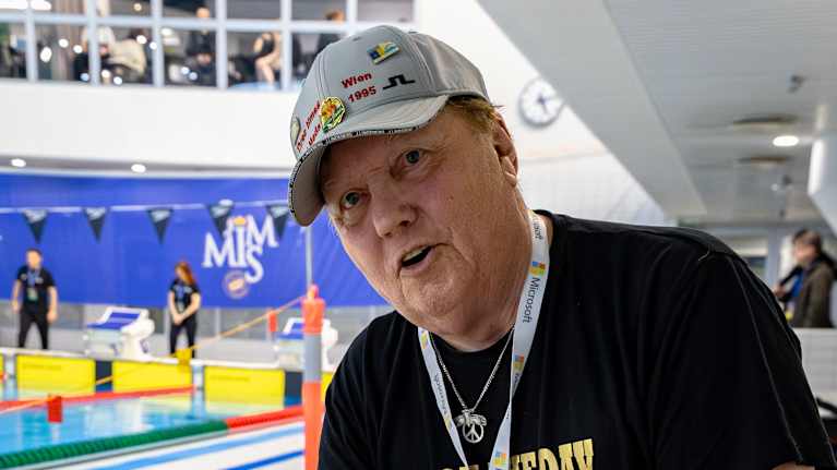Valmentajalegenda Esa Sievinen, 74, palasi tositoimiin – antaa ison ...