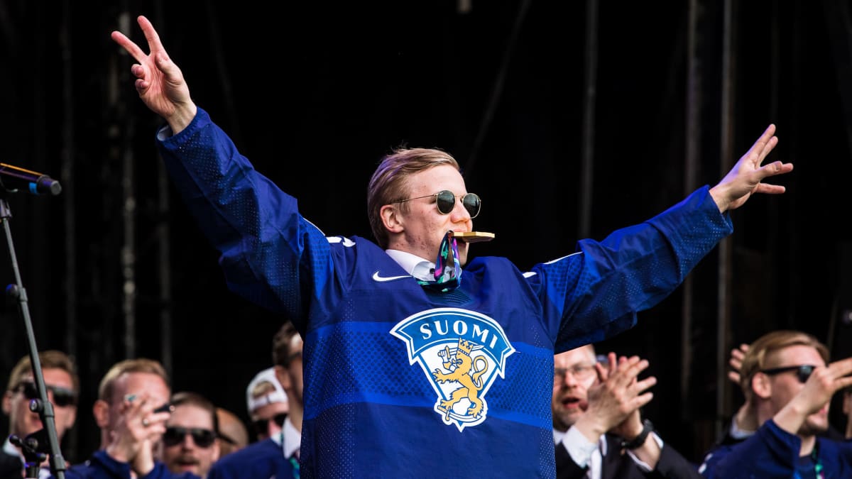 Antti Törmäsen syöpädiagnoosi hitsasi EHC Bieliä yhteen – liekkikypärä ...