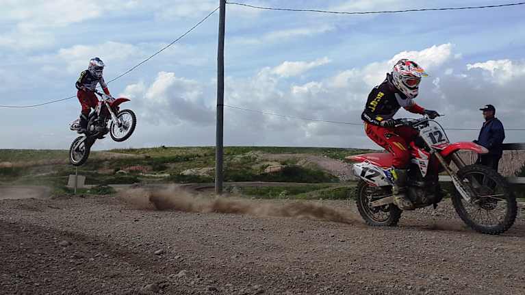 Sibbopojken Emil ska först ta över Europa – sedan världen | Sport | Yle