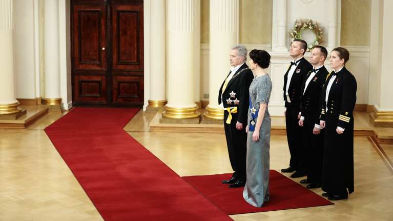 Linna valaistiin aivan eri tavalla kuin aiemmin – vertaa itse ja kerro ...