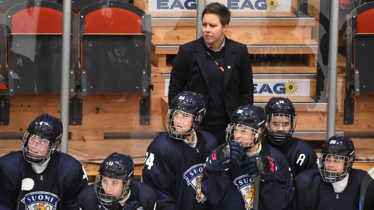 Tyttöleijonilla kirkas mitalitavoite MM-jäällä – ”Pohjoisamerikkalaiset ...