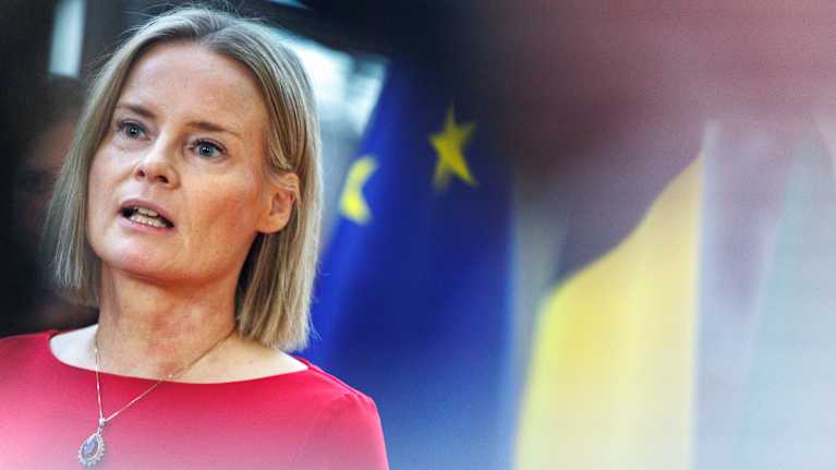 Alkon sunnuntai­aukiolo saa hallitus­puolueista tukea | Uutisia ...