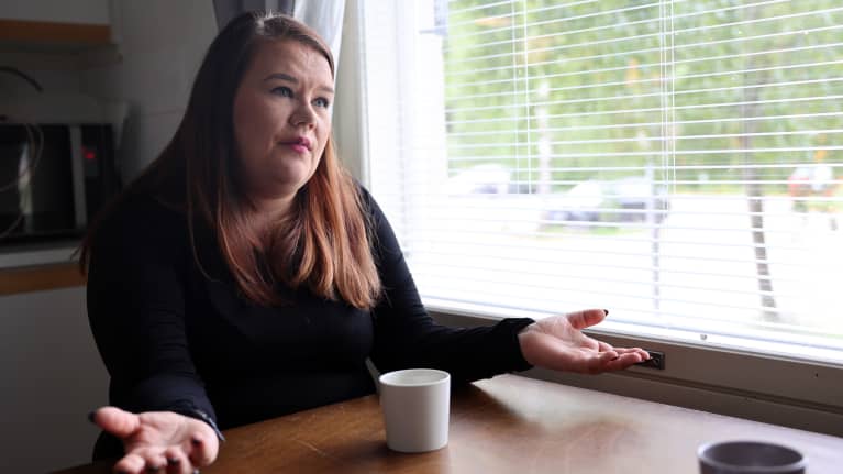 Myyjä Jenni Ruposelta kovaa tekstiä hallituksen tukileikkureista: Nyt ...