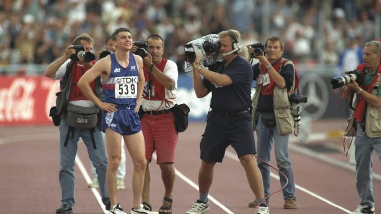 Yleisurheilun superlupaus häkellyttävässä vireessä – Jonathan Edwardsin ...