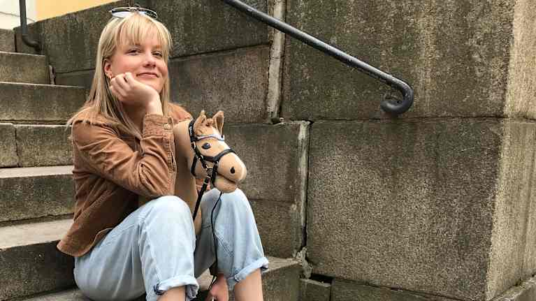 Ada Filppa, 23, pääsi keppihevosella America’s Got Talent -kisaan ...