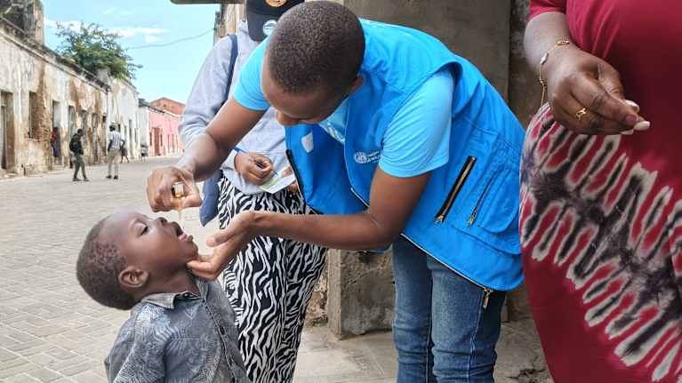 Masse Hellström koordinerar polio­vaccineringar i Moçambique – men ...