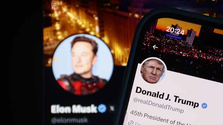 ”Mordförsöket stärkte min tro på Gud”, säger Donald Trump i samtal med ...