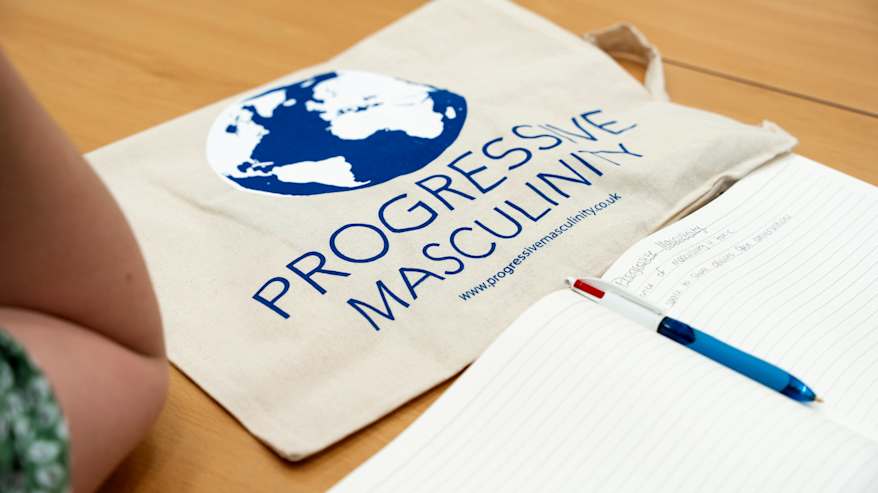 Saako naista kuristaa seksin aikana? Naisviha näkyy jo nuorissa koulupojissa, sanovat ...