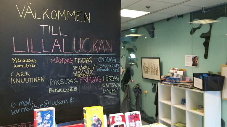 Svenskfinland blir allt mer tvåspråkigt – statsvetare: ”Allt svårare att klara sig enbart på ...