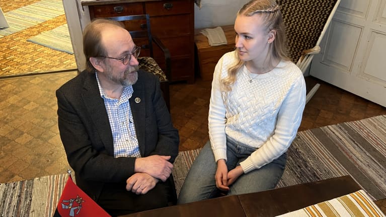 Venla Hatakka, 22, on reissannut suvun juurilla Karjalassa kolme kertaa ...