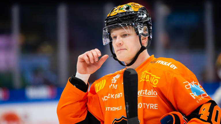 SM-liigasta tunnettu Martin Berger, 24, ei saa pelata, koska hän ...
