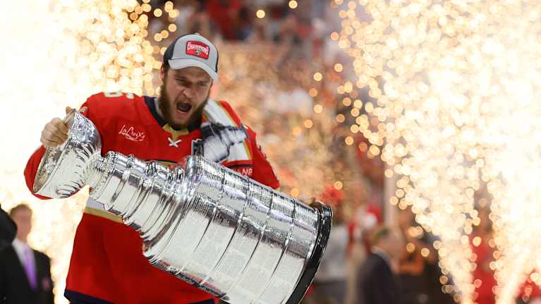 Alexander Barkov becomes first ice hockey player to win Finland's ...