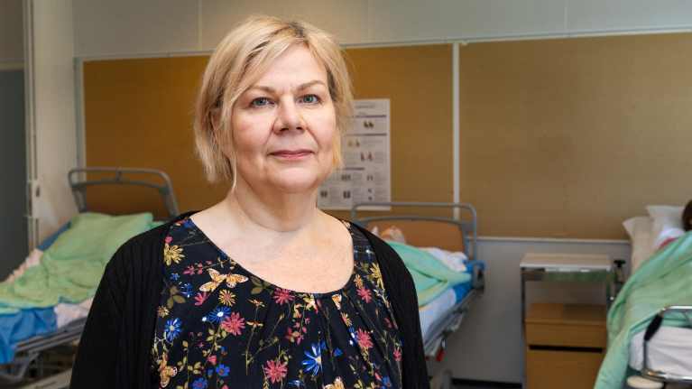 Kolme opiskelijaa kertoo, miltä varma työpaikka tuntuu – ministeriön ...