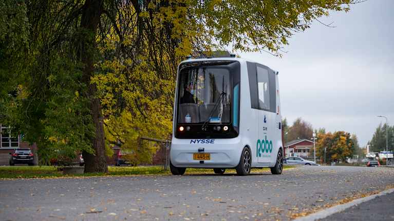 Tampere launches Finland's first fare-charging driverless bus route ...