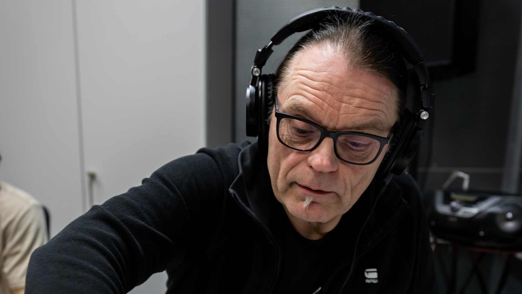 Kaksi henkirikoksesta tuomittua vankia kertoo, miten heistä tuli ...