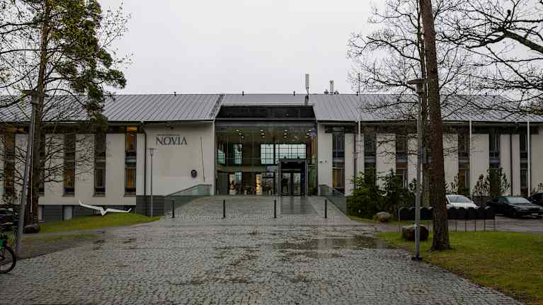 Bönderna i Svenskfinland: Flytta agrolog­utbildningen från Ekenäs till Vasa! | Västnyland ...