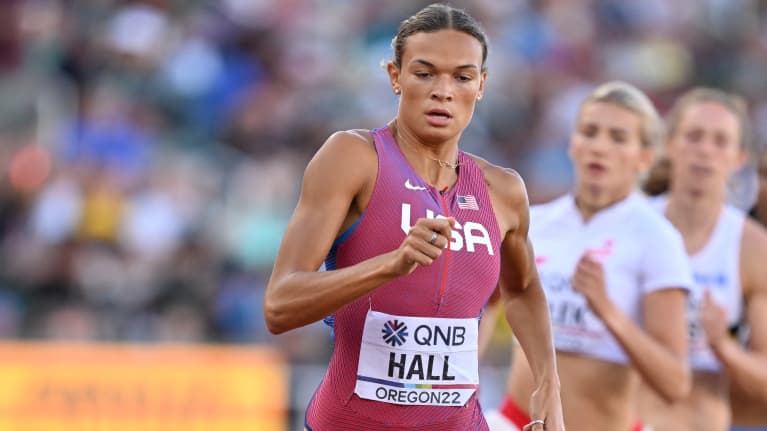 Anna Hall, 22, häikäisee juoksusuorituksellaan – sai kuulla törkeitä ...