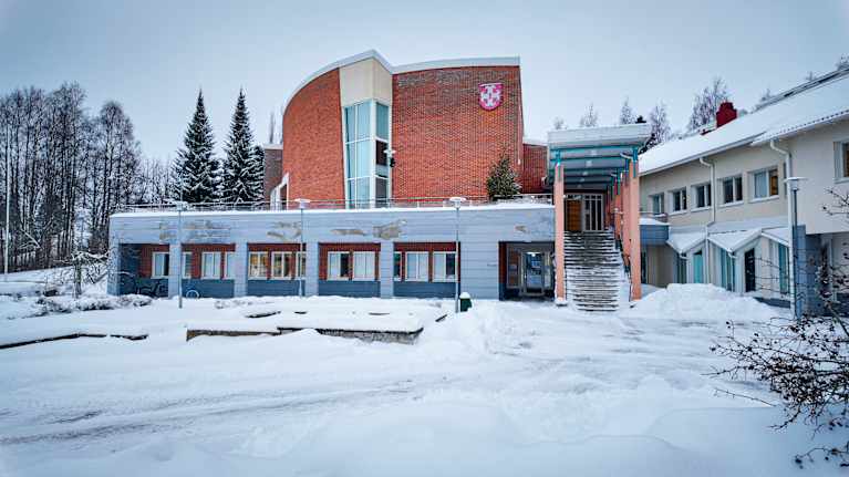 Keskusta säilytti paikkalukunsa Karstulassa, vaikka valtuusto pieneni ...