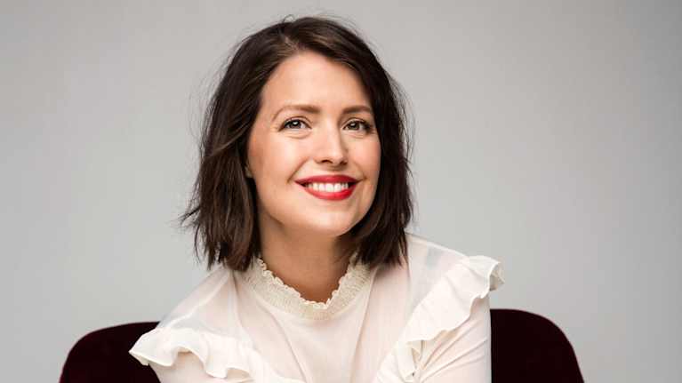 Bokrecension: Eva Frantz tillbaka med andlös sträckläsning | Kultur ...