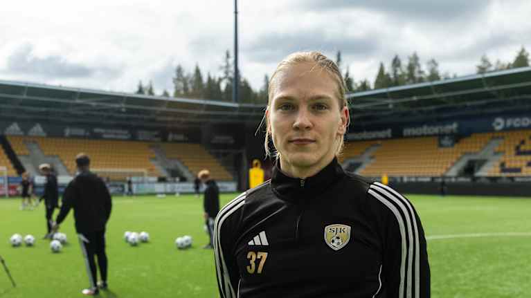 ”Yritän pelata elämäni parasta fudista” – SJK:n Kasper Paananen on loistanut alkukaudella ...