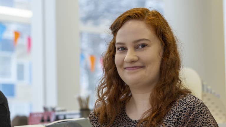 Tällainen on ”introverttien happy hour”, jossa istutaan hiljaa ja ...