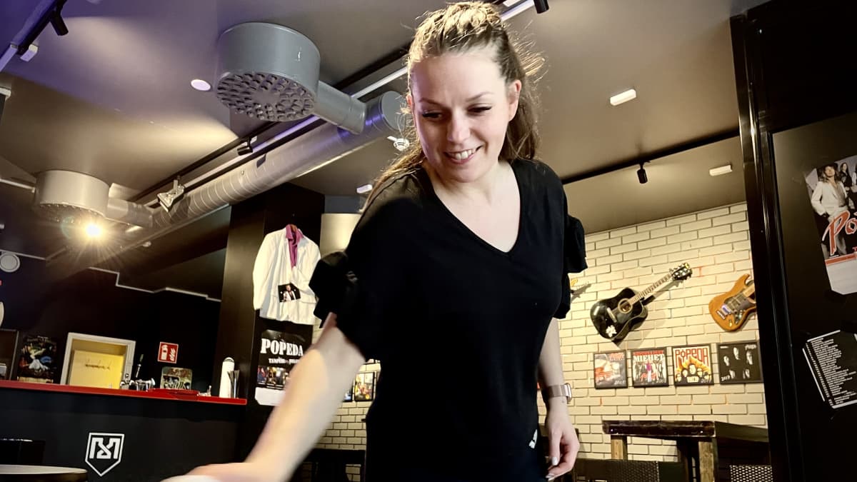 Tampereen keskustaan avataan baari, jossa soitetaan pelkkää Popedaa ...