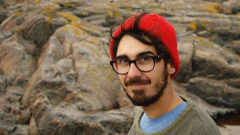 Adrian Perera: ”Jag skriver inte om mig, jag skriver om er” | Kultur ...