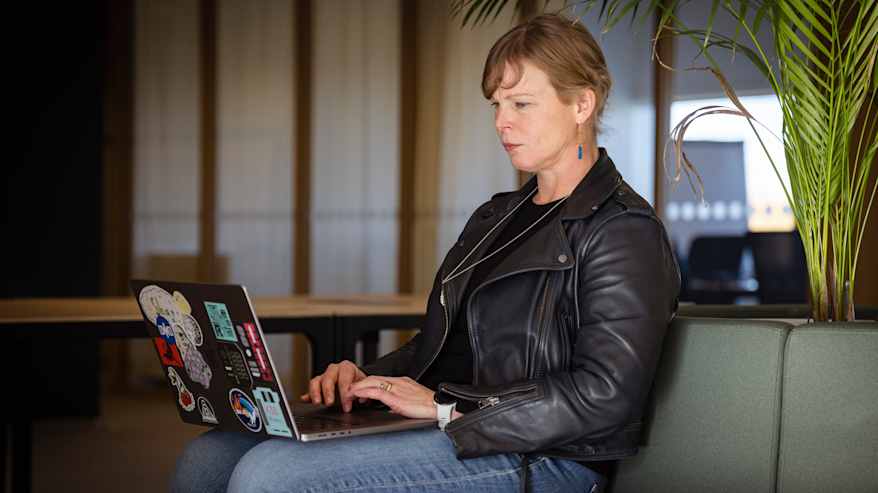 Suomen kuumimmassa yhtiössä kamerat pitää jättää narikkaan – näin ...