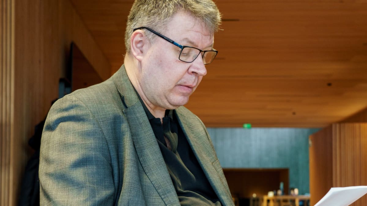 Puoluekanta ei ratkaise presidentinvaaleja: moni taktikoi ja hyppää ...